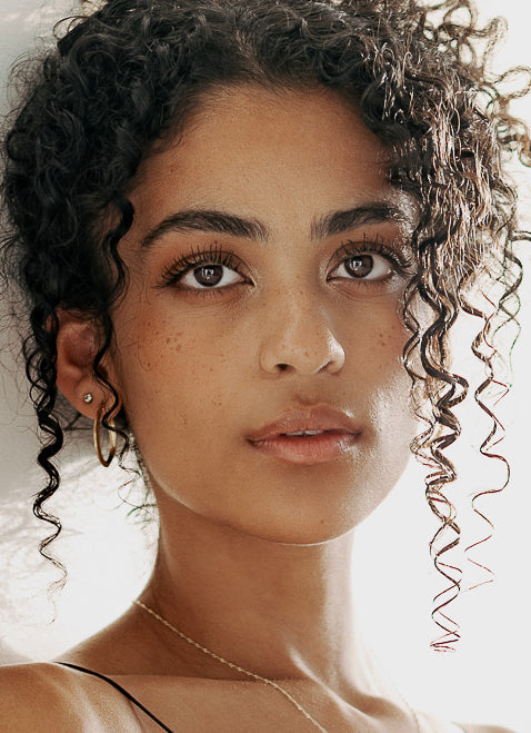 Alexandra Perez – MAVEN Group